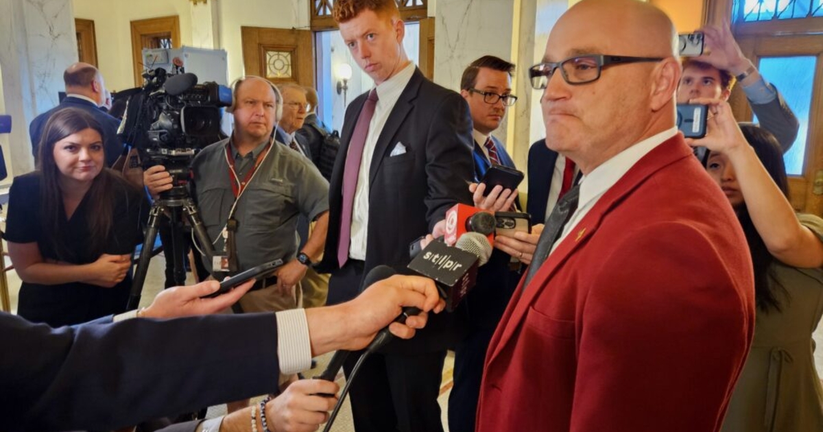 Boone County clerk refuses to update voter rolls amid uncertainty over ...