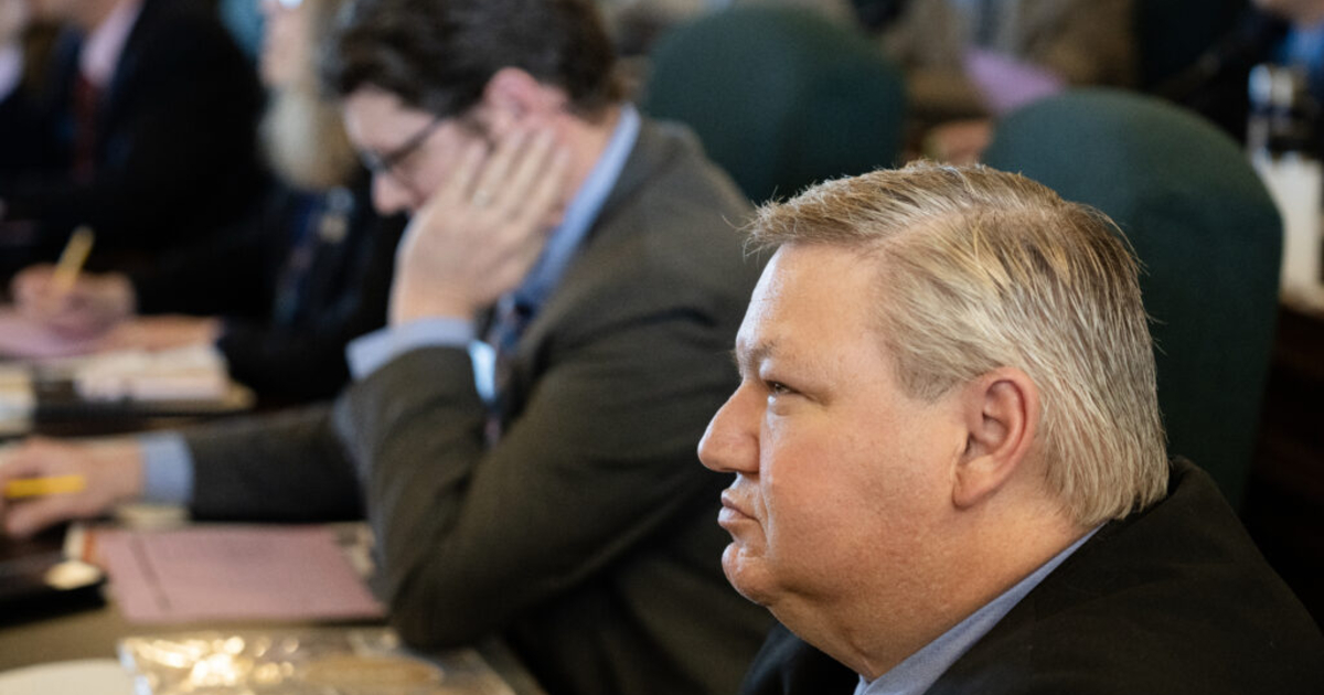 Witnesses say Ellsworth’s contract ‘not typical’ during first ethics ...