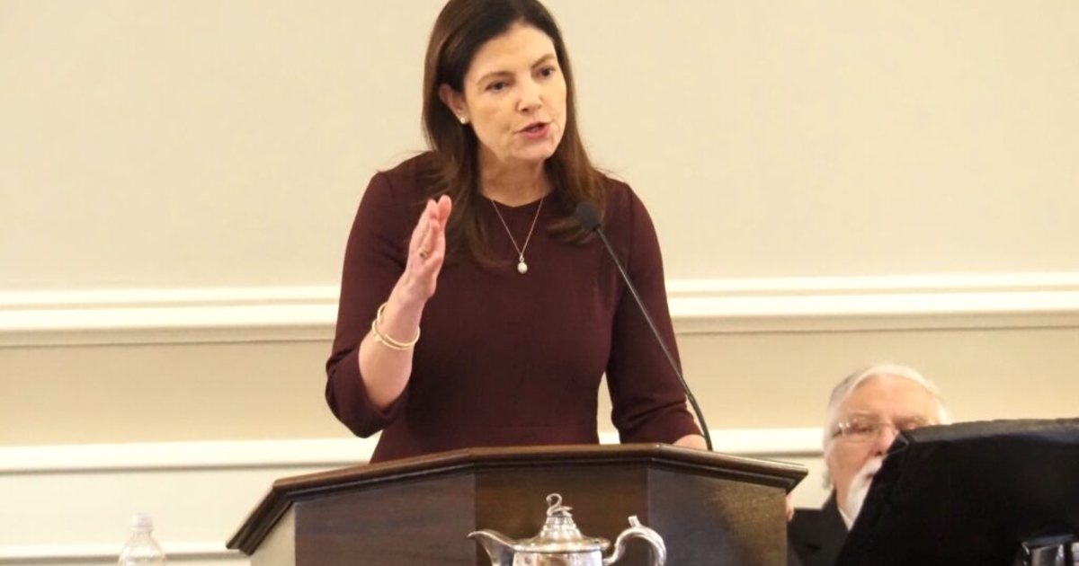 Ayotte signs two-year state budget, closing turbulent final chapter ...