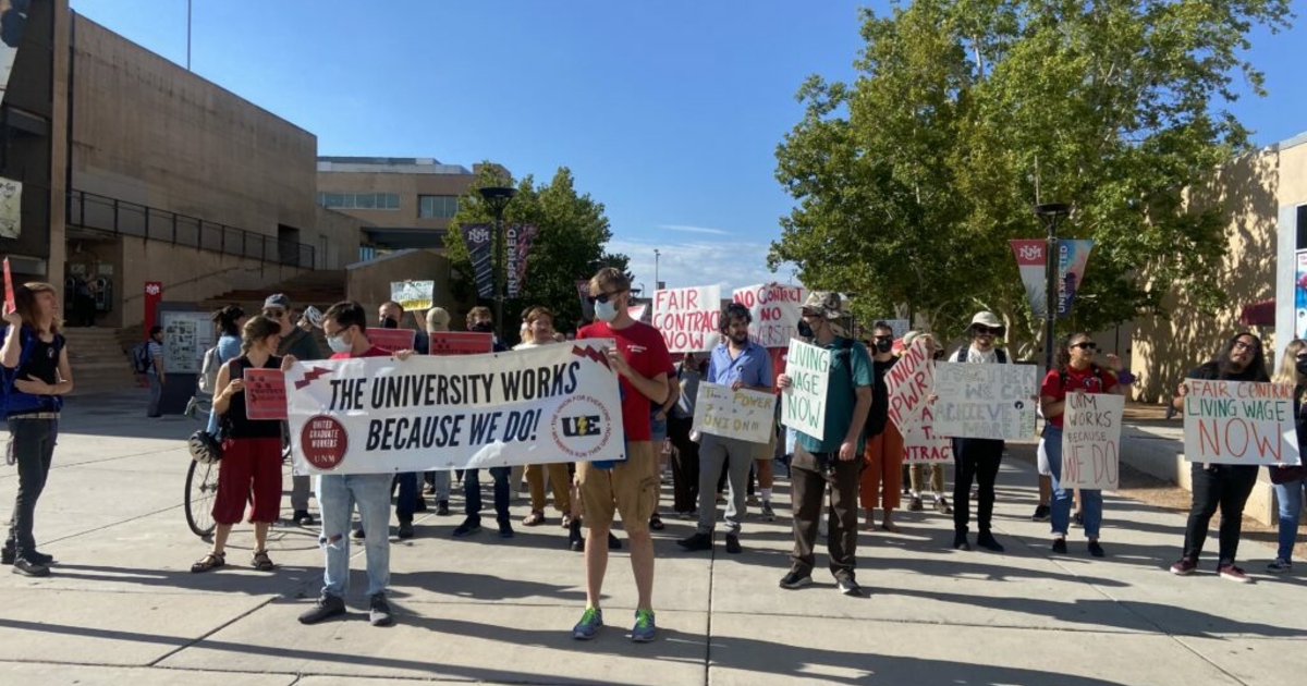 UNM grad worker union rallies for rights on first day of school | News ...