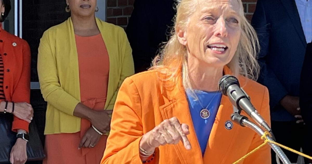 U.S. Reps. Scanlon, Lee denied entry to Pa. immigration detention ...