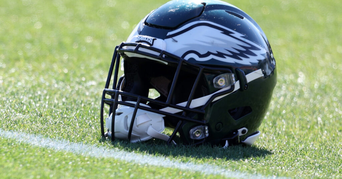 DNC flying anti-Project 2025 banner over Eagles game Sunday in ...