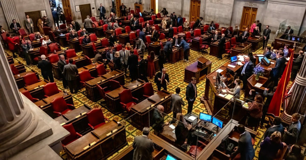 One incumbent loses, two close races come down to the wire in Tennessee ...