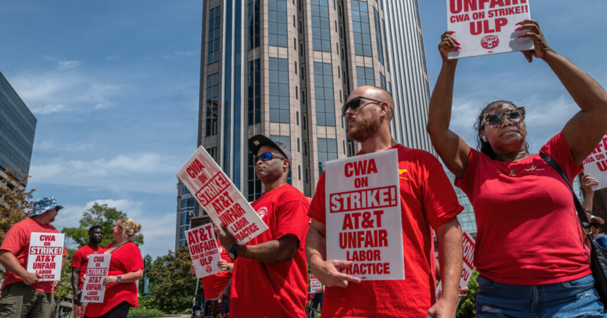 AT&T strike continues in Southeast as company presents ‘final offer ...