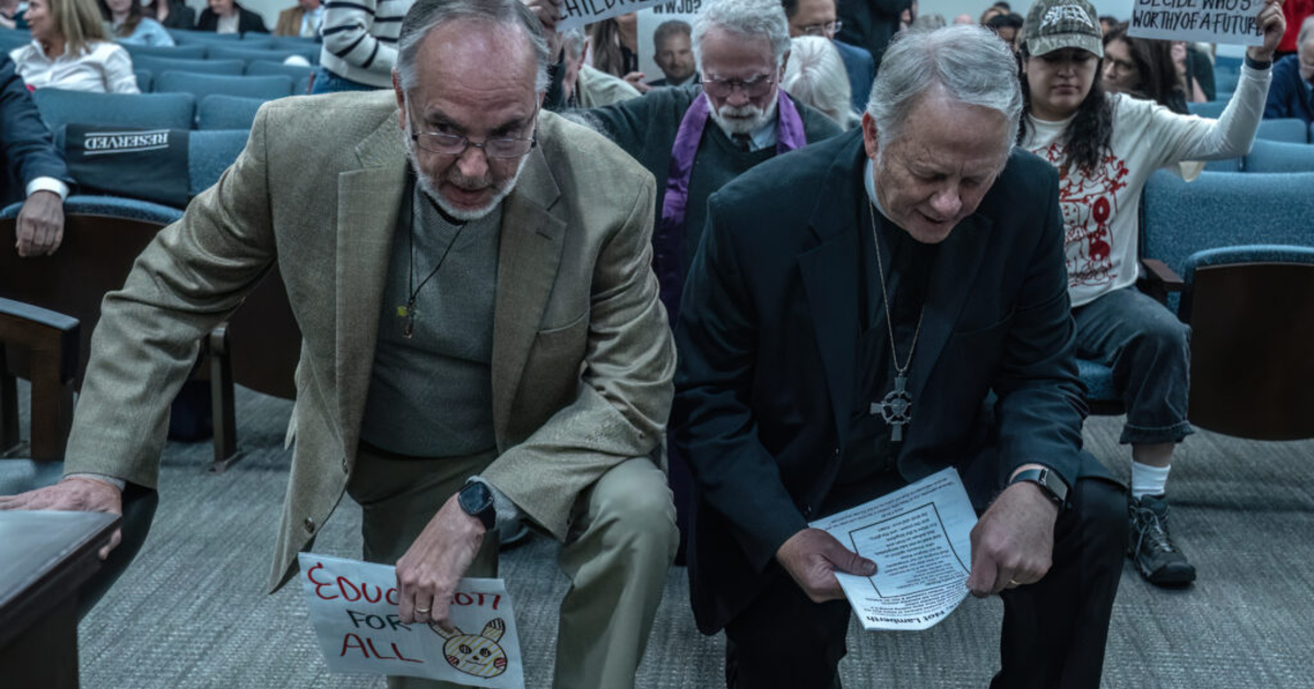 Using prayer as protest, Tennessee clergy disrupt debate to deny ...